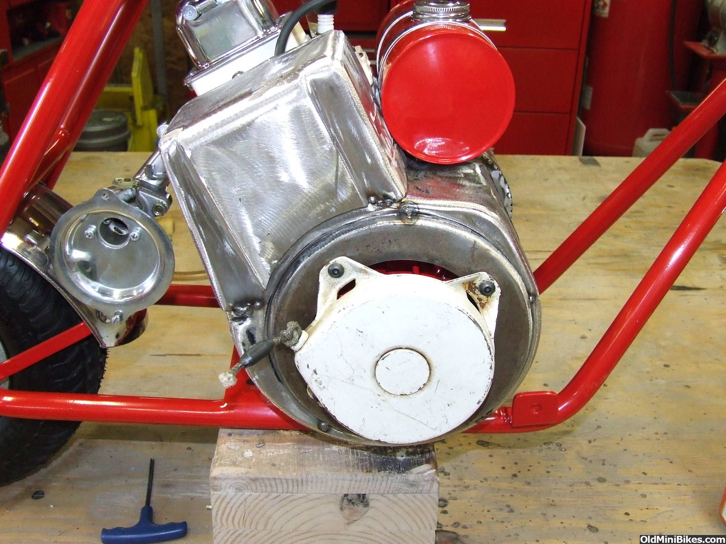 Newer tech 10hp with zero compression... | OldMiniBikes.com