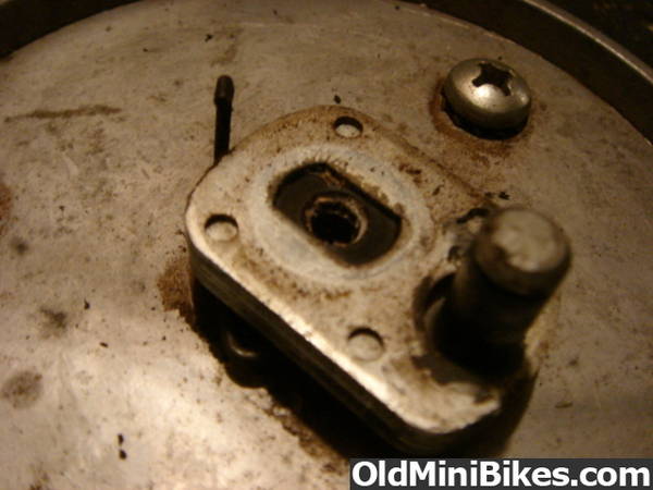 Anatomy of a Tecumseh Kick Starter | OldMiniBikes.com