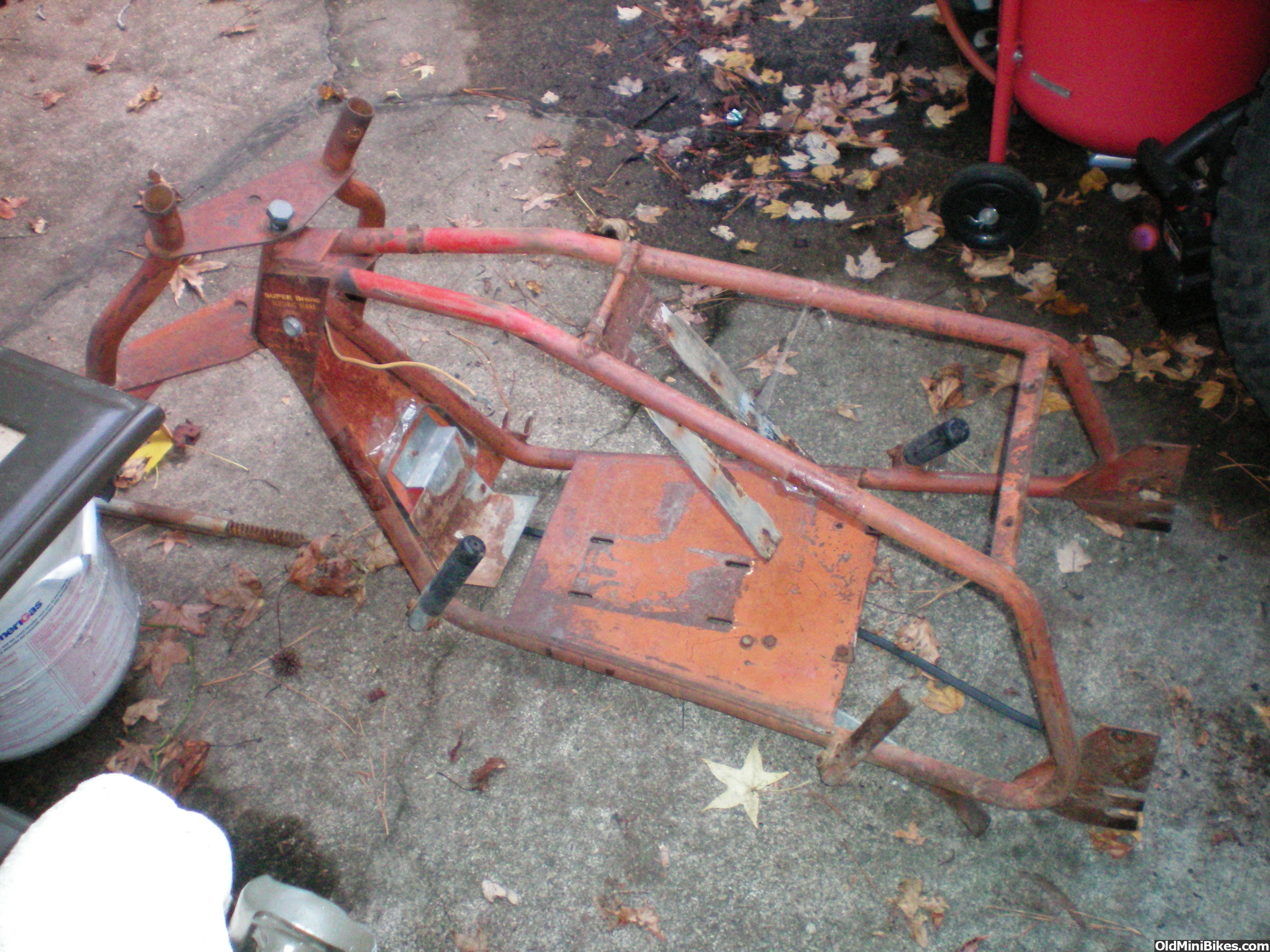 Super bronc frame v-10 | OldMiniBikes.com