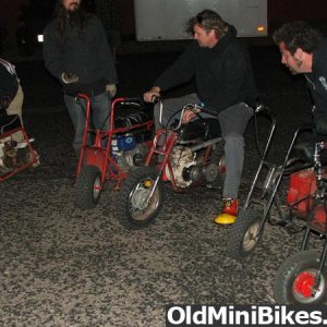 Mini Bike Races Start | OldMiniBikes.com