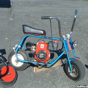 my buddy Dave's bike | OldMiniBikes.com