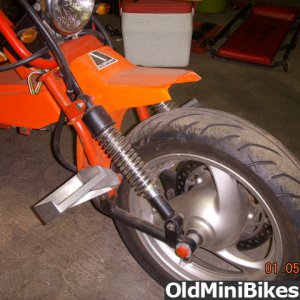 9_FRONT_WHEEL_LEFT_SIDE | OldMiniBikes.com