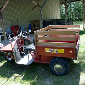 Heald Hauler & Ford 100 garden Tractor | OldMiniBikes.com