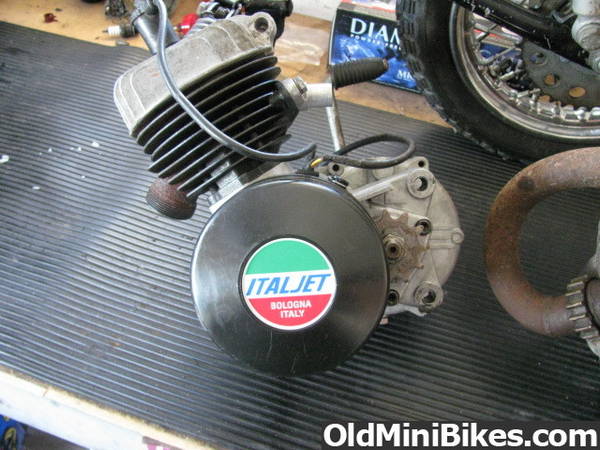 cleanup project: Italjet M5B | OldMiniBikes.com