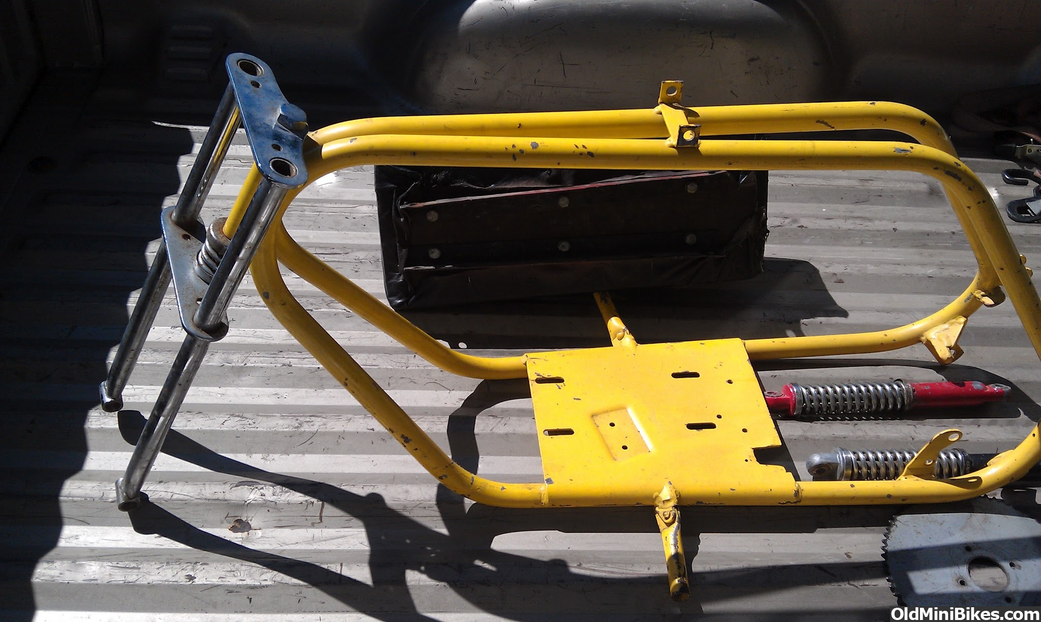 "DooDoo Brown"... Cat 400x build thread.. | OldMiniBikes.com