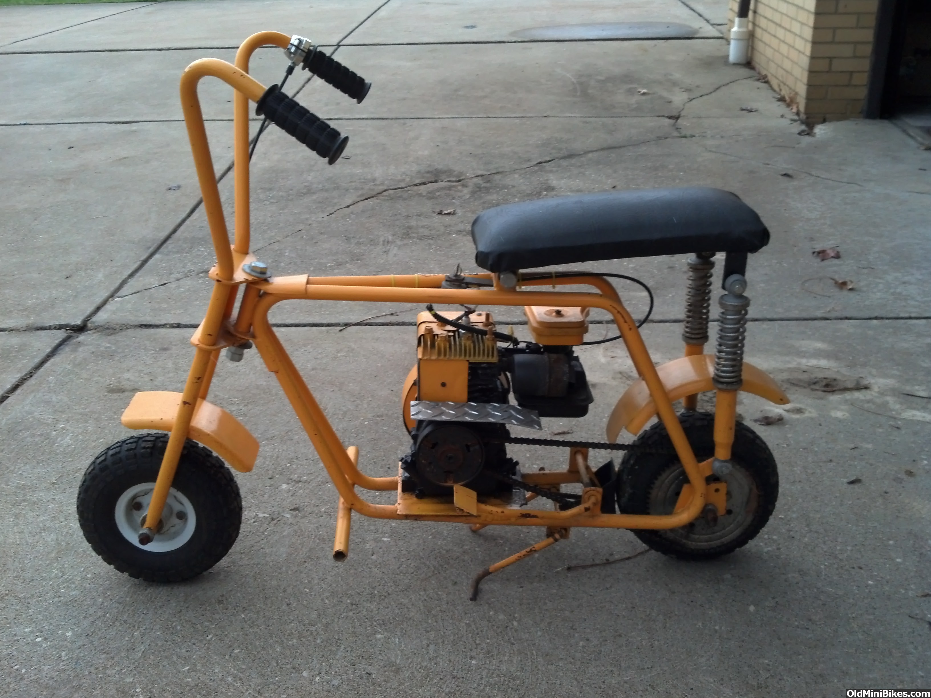 Mellow Yellow | OldMiniBikes.com