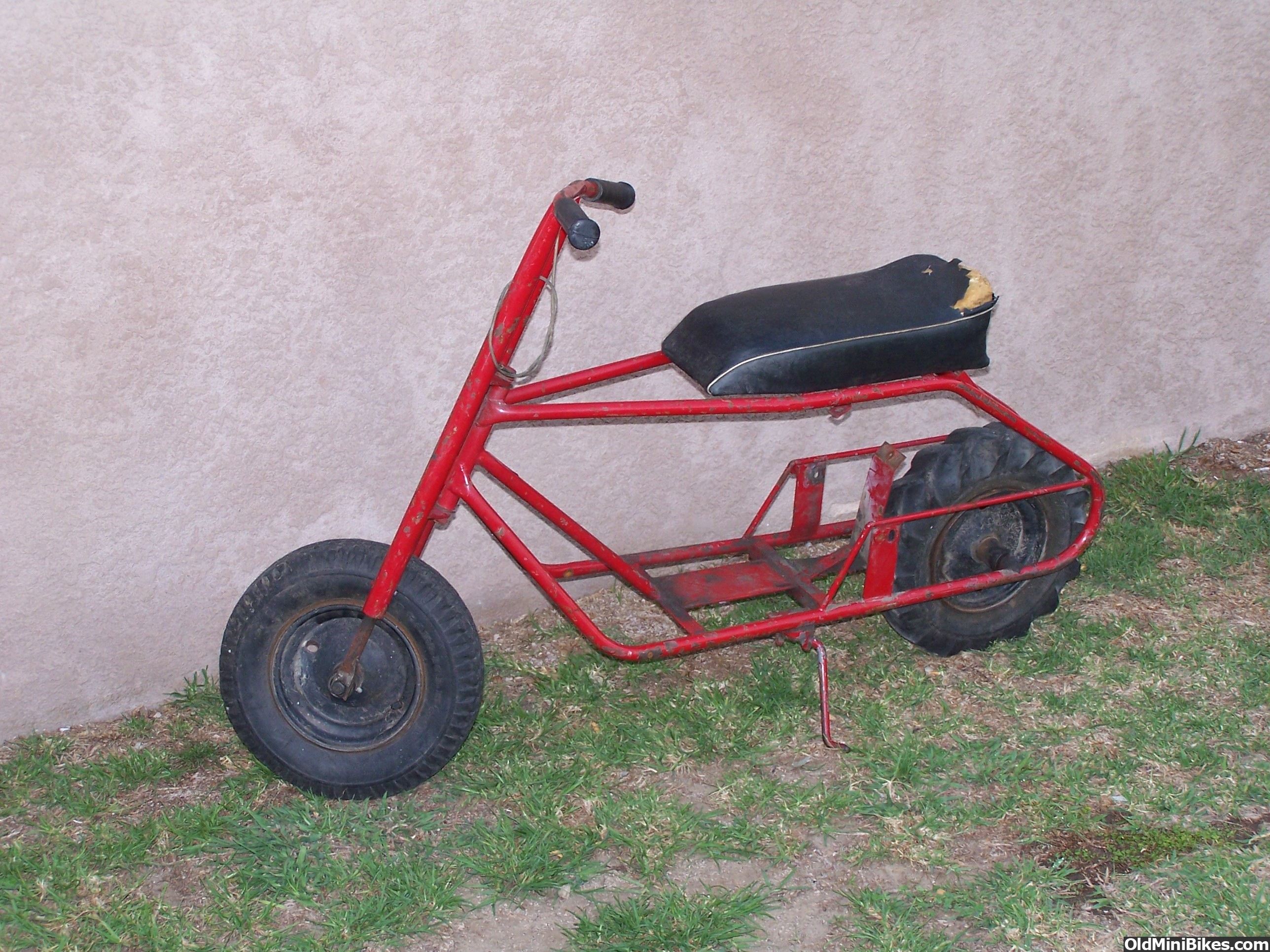 Bonham Collegiate | OldMiniBikes.com