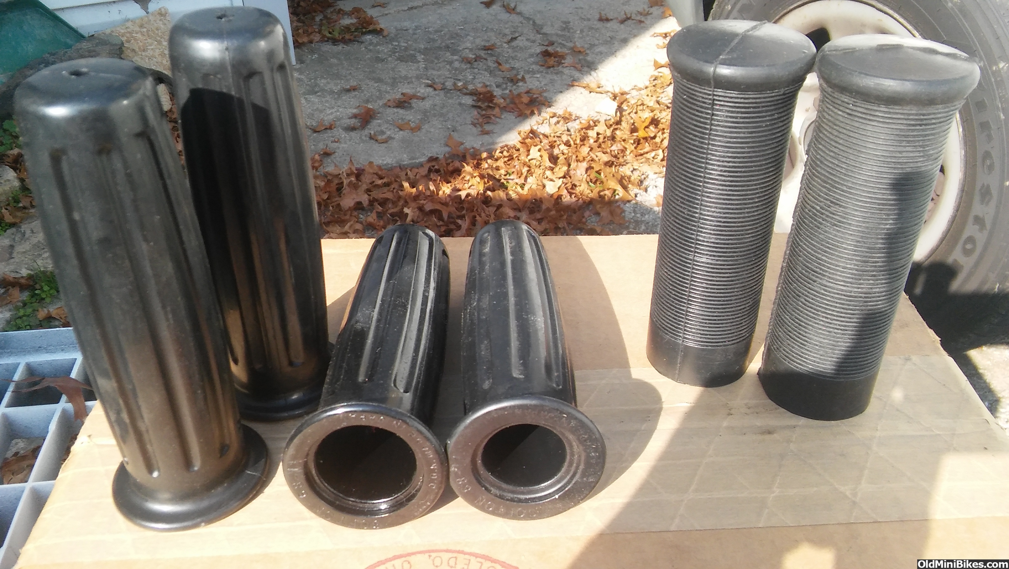 1" Grips | OldMiniBikes.com