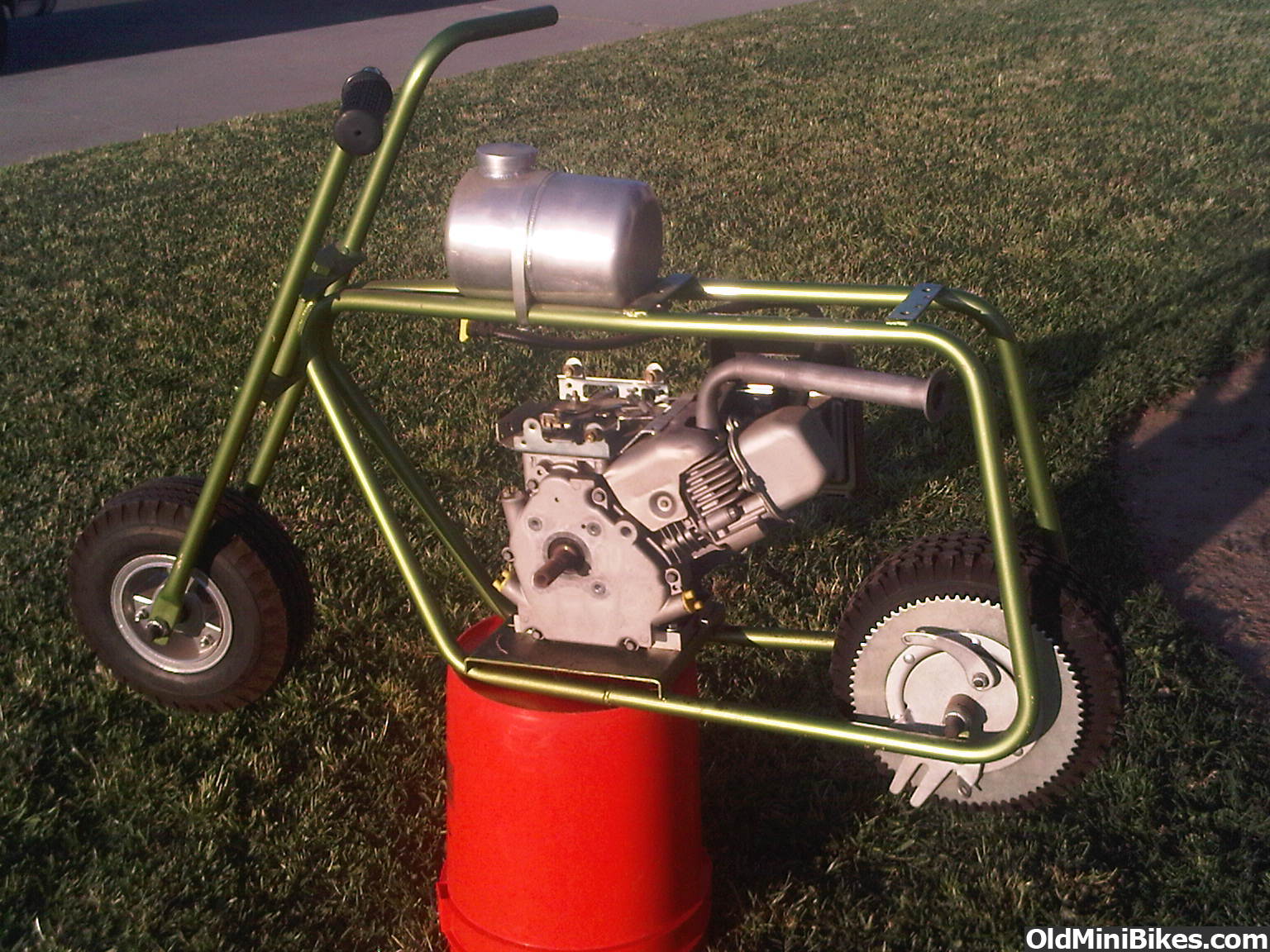 First Mini bike:Azusa..lets see what happens... | OldMiniBikes.com