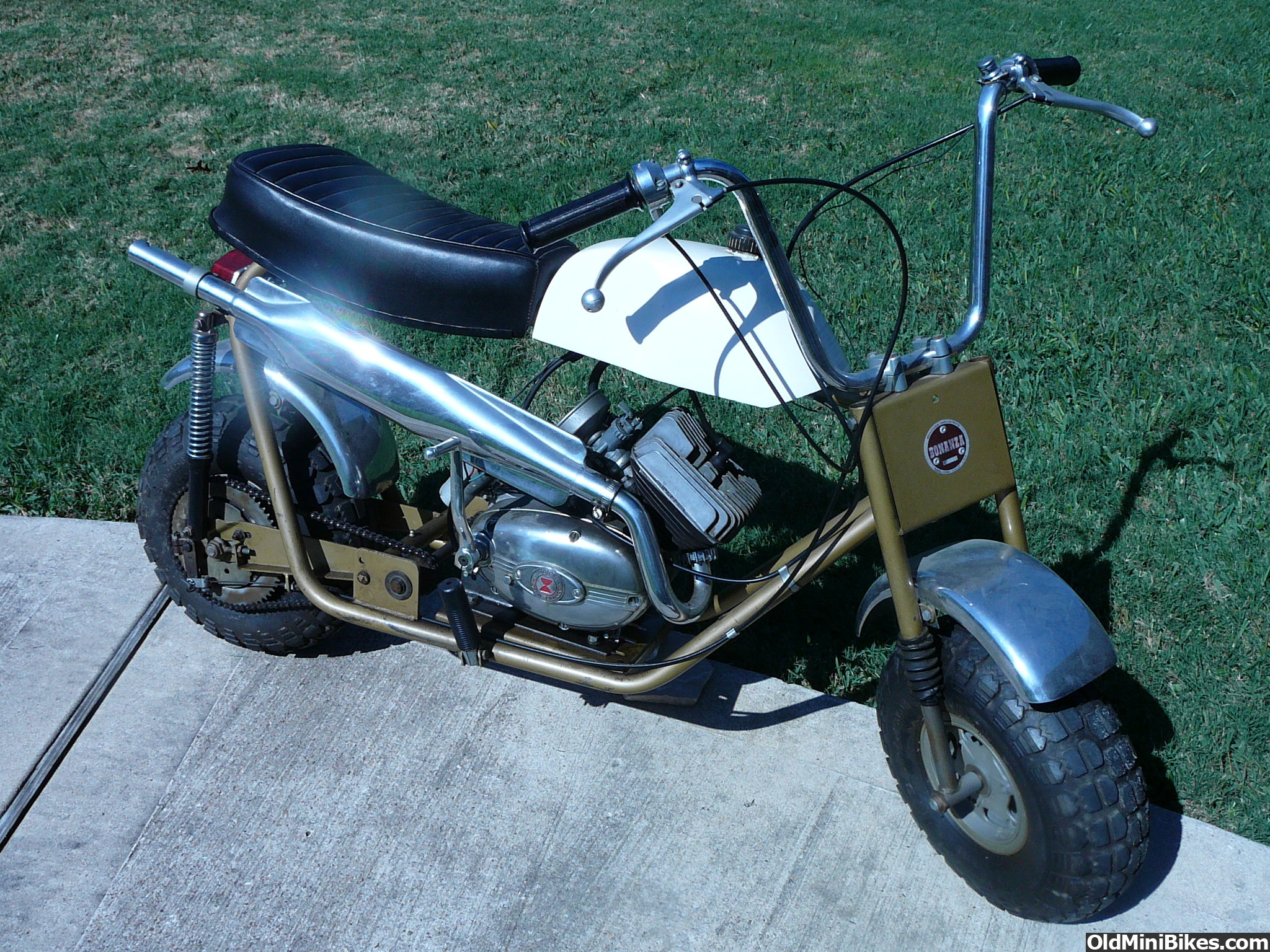 Bonanza with a Morini Franco 50cc Engine | OldMiniBikes.com