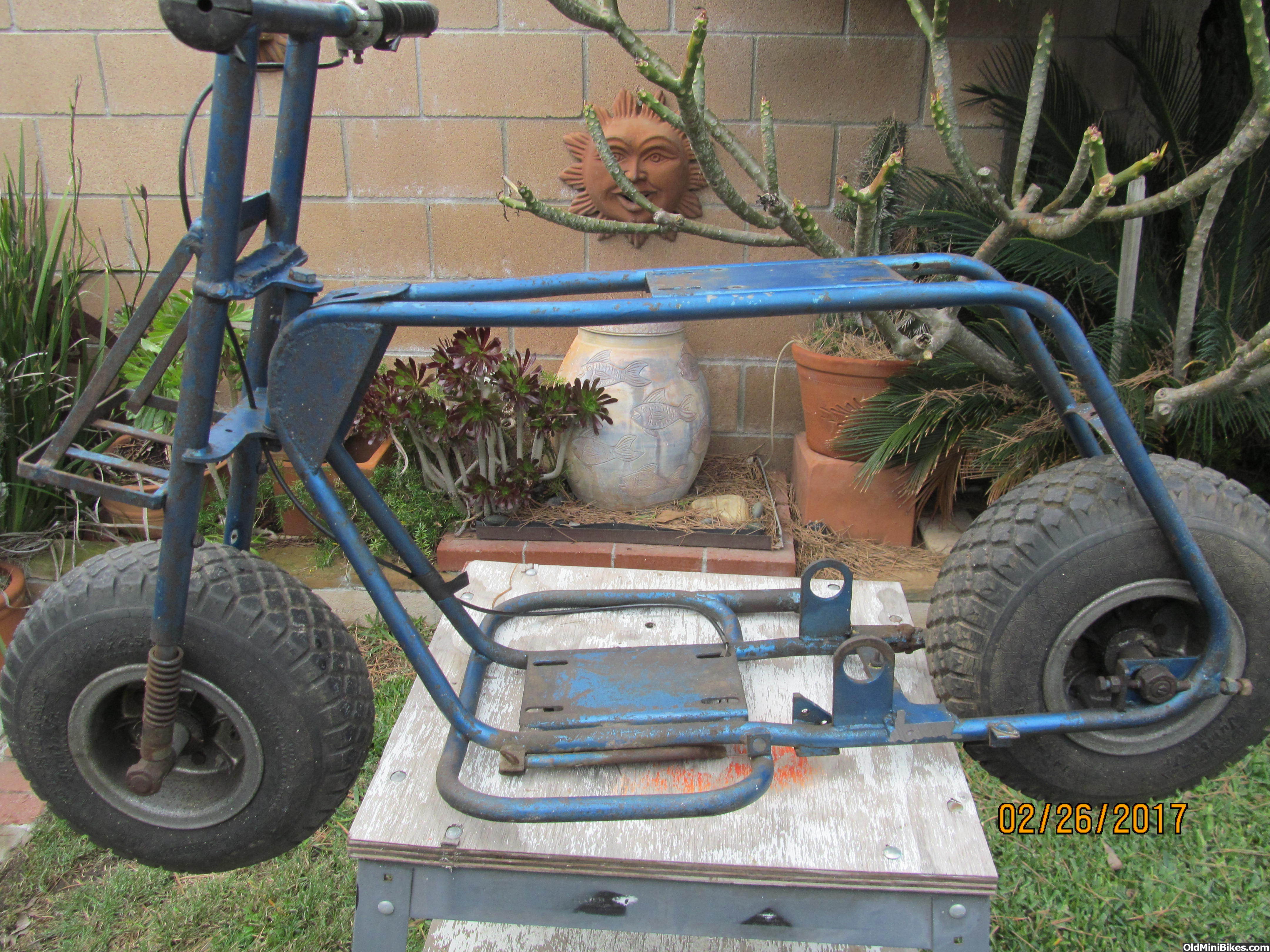 bug flea tire change | OldMiniBikes.com